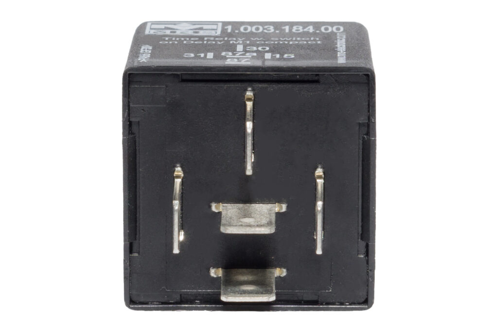 compact time relay with switch on delay 24V compact time relay with switch on delay 24V